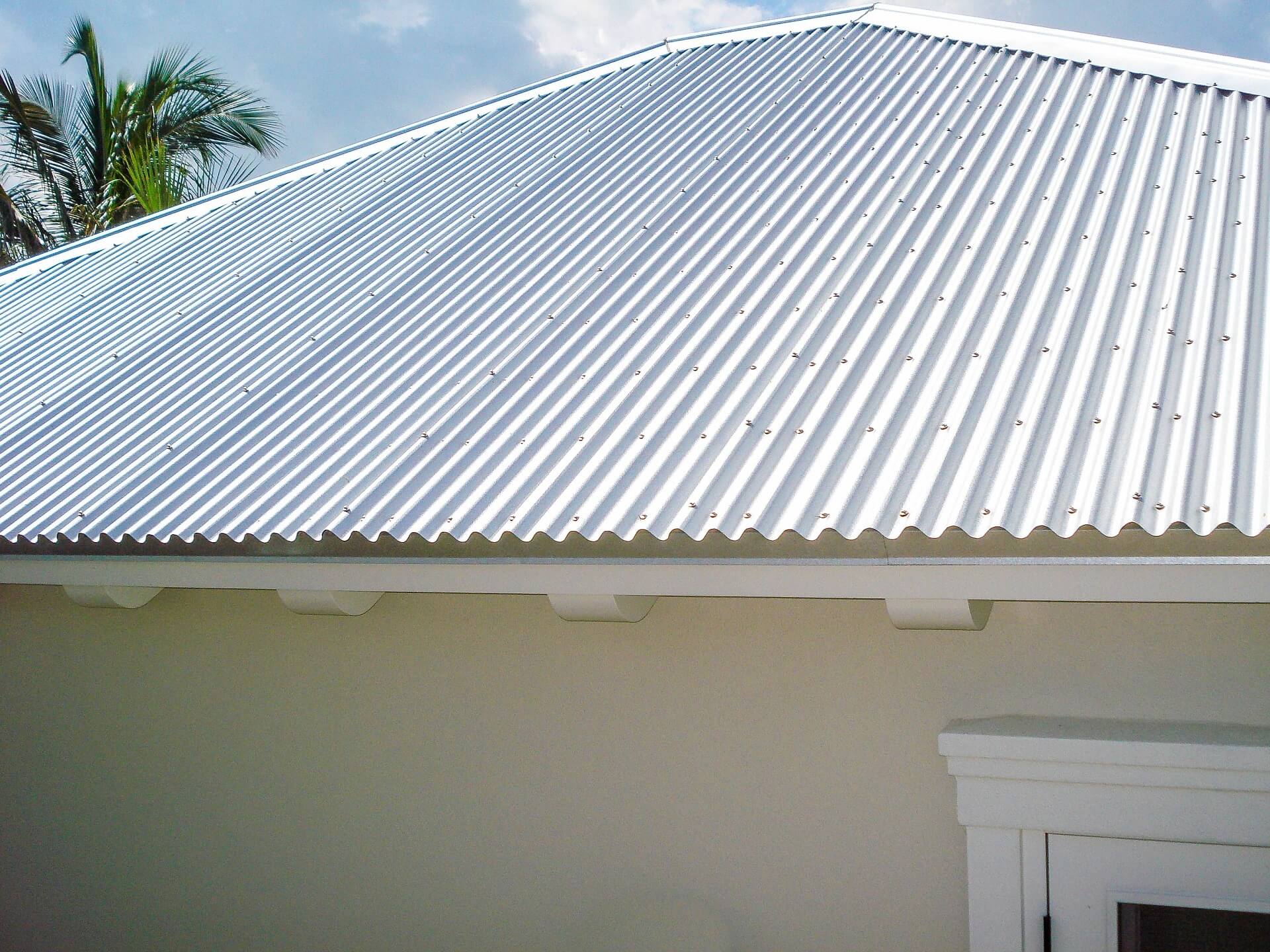 Orlando’s Corrugated Metal Roof Contractors & Installers